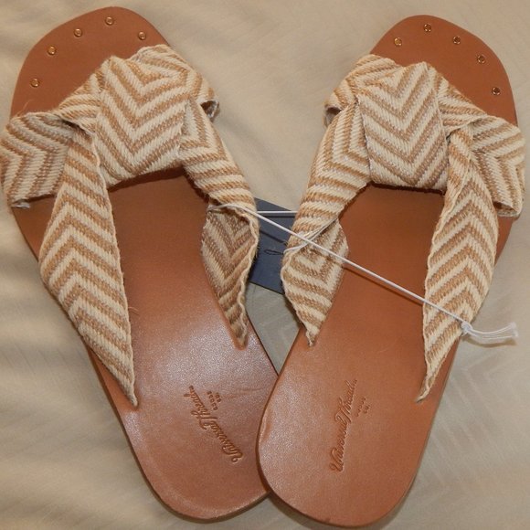 Universal Thread | Shoes | Nwt Universal Thread Goods Co Louise Sandals ...